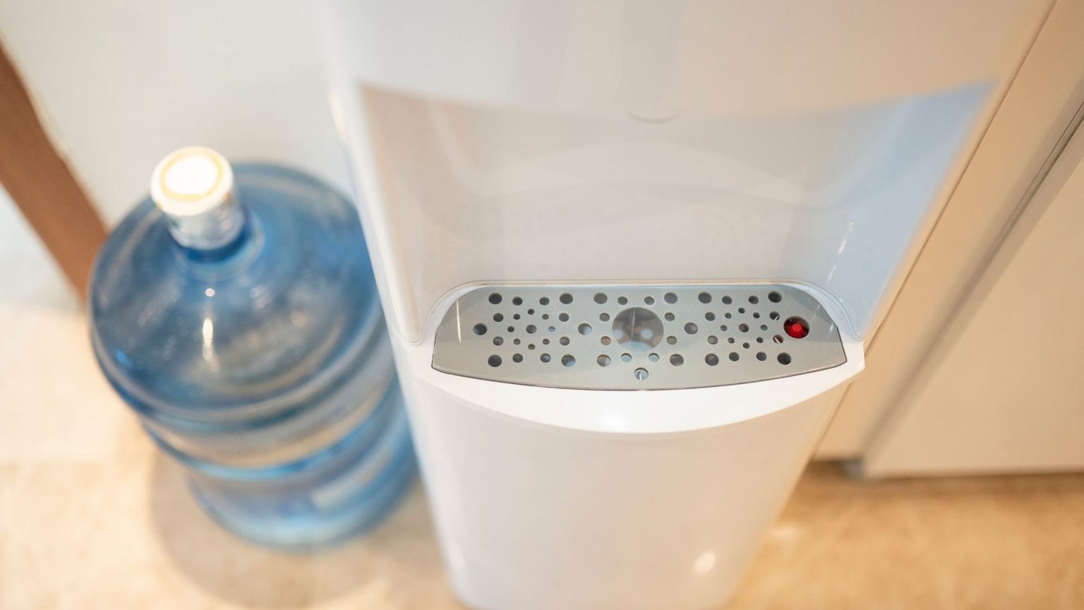 5 Rekomendasi Produk Dispenser Terbaik - Indoteknik.com