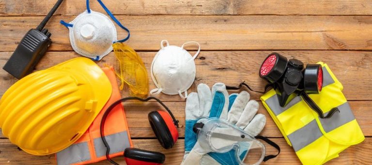 8 Jenis Alat Pelindung Diri Beserta Fungsinya - Indoteknik.com