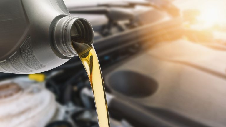 11 Oli Mesin Motor Matic Terbaik Agar Mesin Lebih Awet